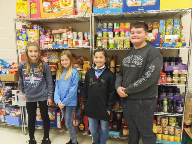 WB students hold food drive | News, Sports, Jobs - Salem News